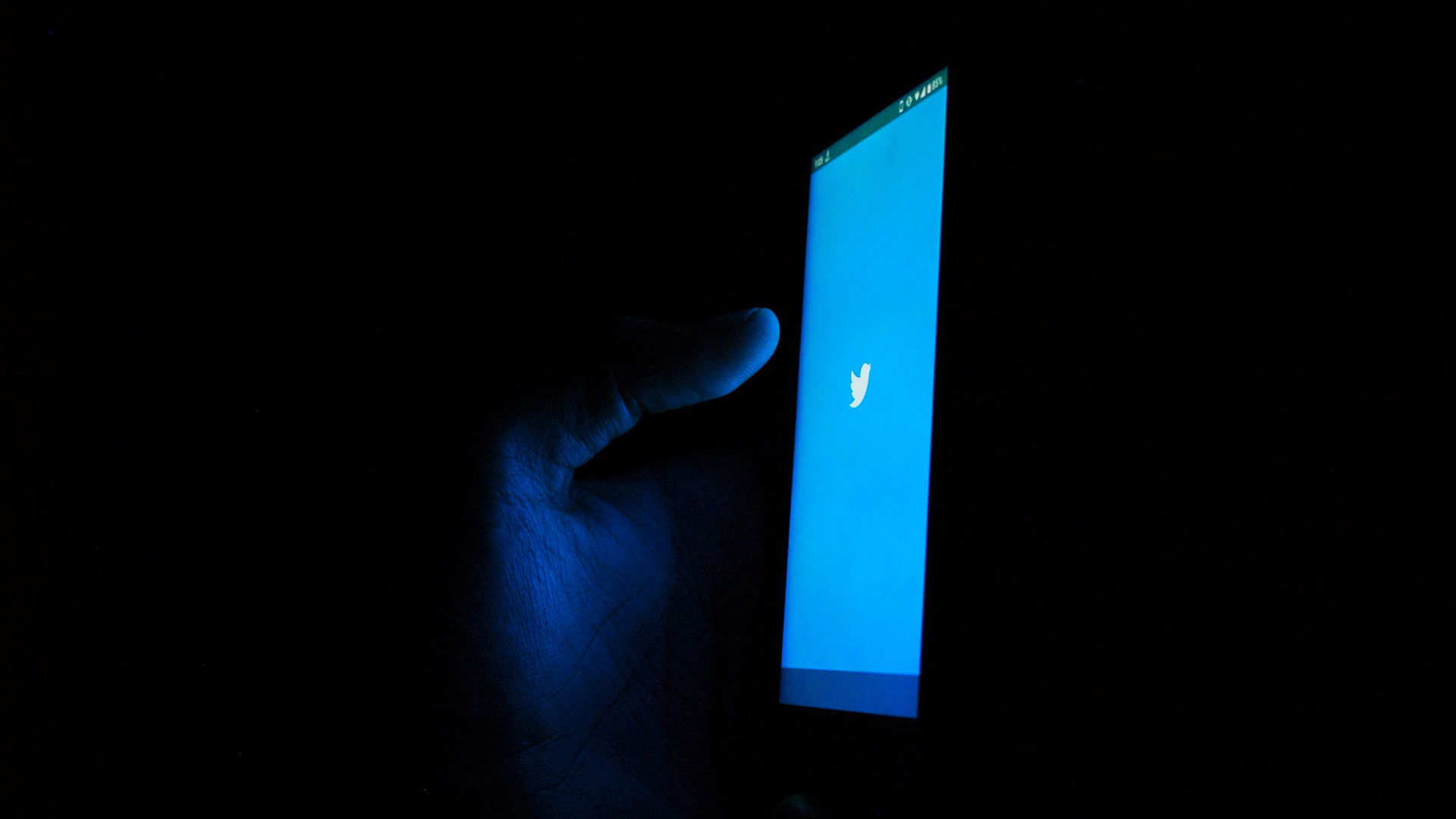 How to Enable Dark Mode on Twitter - Techozu